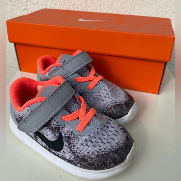 Nike | Shoes | Nike Toddlers Free Rn 27 Tdv 7c Sneaker | Poshmark